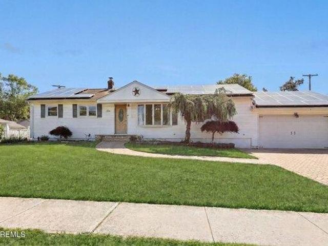 4 bedroom, Howell NJ 07731 104444289