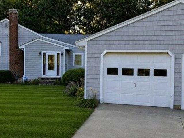 4 bedroom, Holbrook MA 02343 104809882