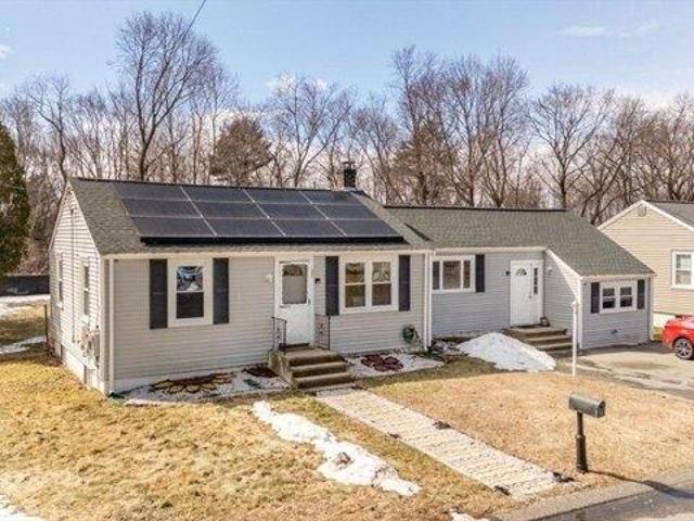 4 bedroom, Holbrook MA 02343 LS102412305