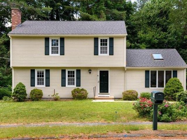 4 bedroom, Holden MA 01520 103889250