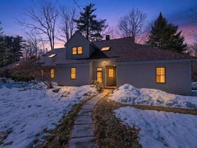 4 bedroom, Holderness NH 03245 LS102283588