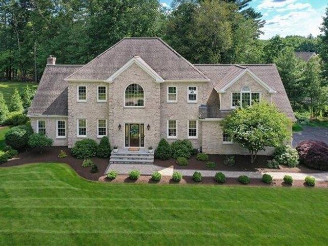 4 bedroom, Holliston MA 01746 104832493
