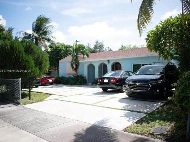4 bedroom, Hollywood FL 33020 85106371
