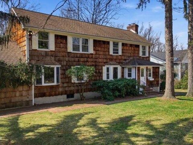 4 bedroom, Holmdel NJ 07733 LS102256384