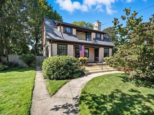 4 bedroom, Holyoke MA 01040 102707896