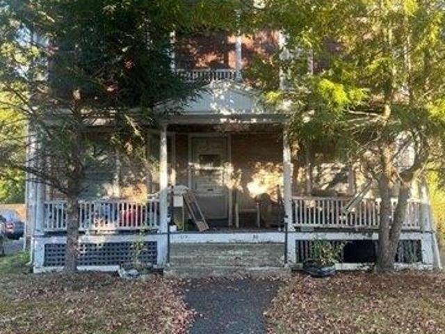 4 bedroom, Holyoke MA 01040 102345236