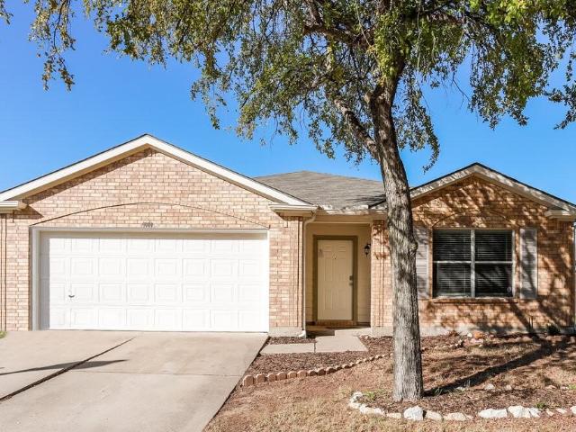 4 Bedroom Home for Rent at 4000 Tuscany Ct, Argyle, TX 76226