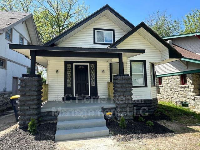 4 Bedroom Home for Rent at 4010 S Benton Ave, Kansas City, MO 64130 Oak Park Southwest