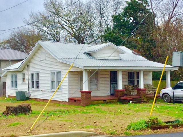 4 Bedroom Home for Rent at 403 27th St, Tuscaloosa, AL 35401