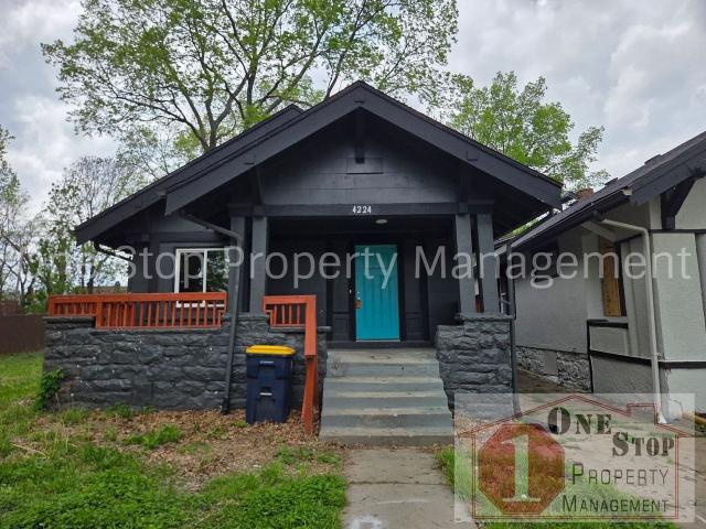 4 Bedroom Home for Rent at 4224 Agnes Ave, Kansas City, MO 64130 Oak Park Southwest