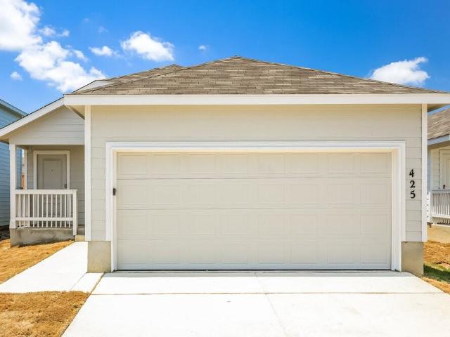 4 Bedroom Home for Rent at 425 Payton Pl, Marion, TX 78124