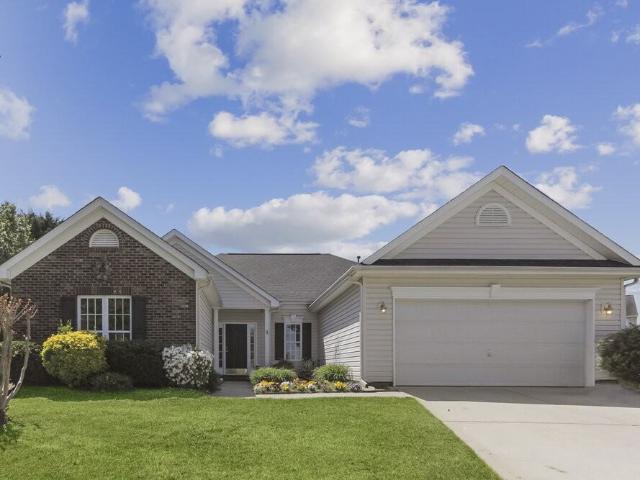 4 Bedroom Home for Rent at 4405 Spring Frost Ct, Charlotte, NC 28278 Steele Creek