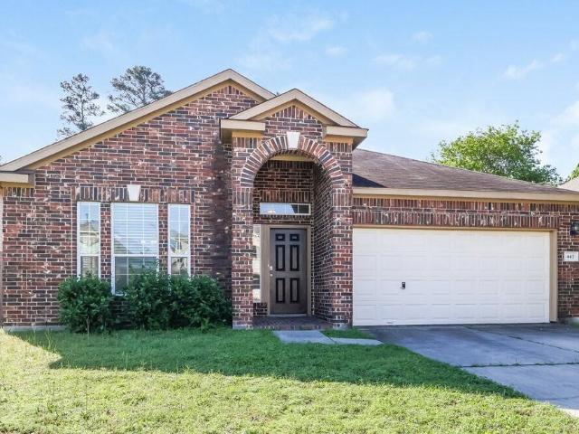 4 Bedroom Home for Rent at 443 Oak Chase Dr, Conroe, TX 77304