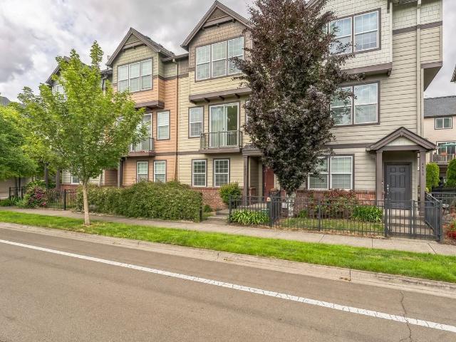 4 Bedroom Home for Rent at 4827 Se Davis Rd, Hillsboro, OR 97123