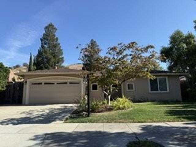 4 Bedroom Home for Rent at 536 Curie Dr, San Jose, CA 95123 Blossom Valley