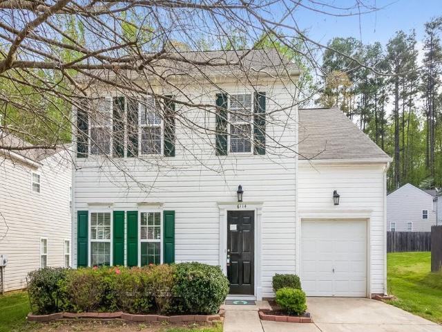 4 Bedroom Home for Rent at 6114 Patric Alan Ct, Charlotte, NC 28216 Sunset Road