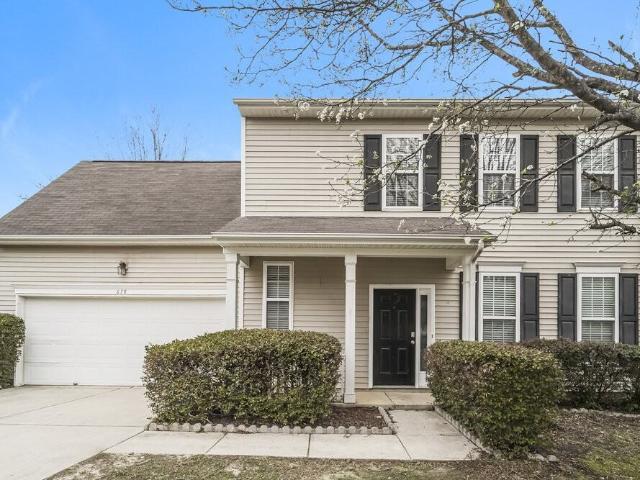 4 Bedroom Home for Rent at 618 Grantham Ln, Charlotte, NC 28262 Mallard Creek Withrow Downs