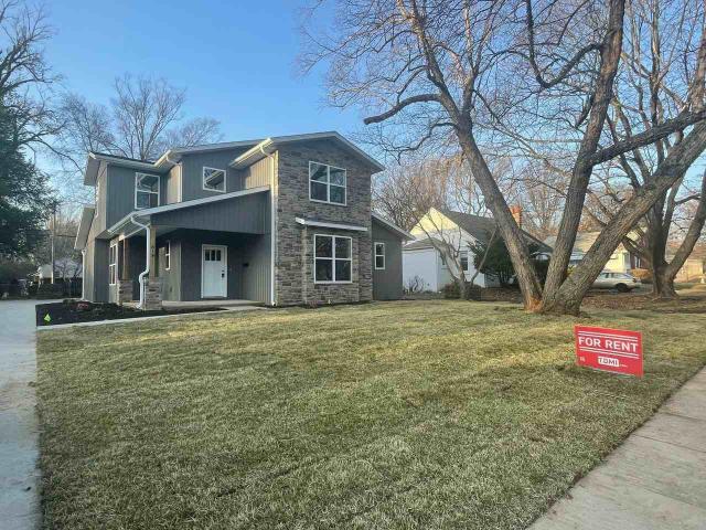 4 Bedroom Home for Rent at 618 E Kingsbury St, Springfield, MO 65807 University Heights
