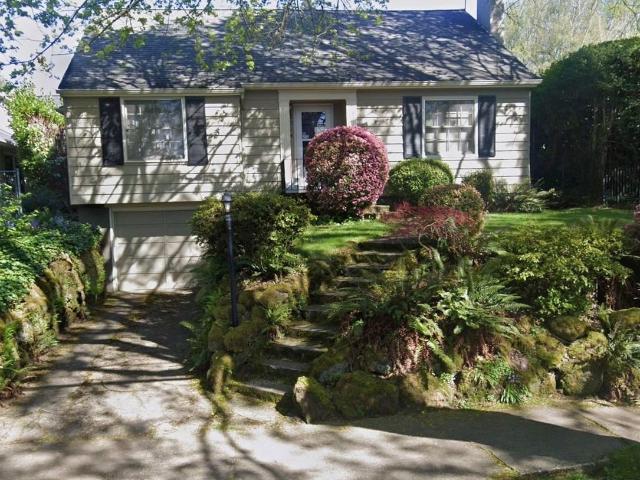 4 Bedroom Home for Rent at 6214 Se 36th Ave, Portland, OR 97202 Eastmoreland
