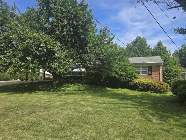 4 Bedroom Home for Rent at 6403 Orchid Dr, Bethesda, MD 20817