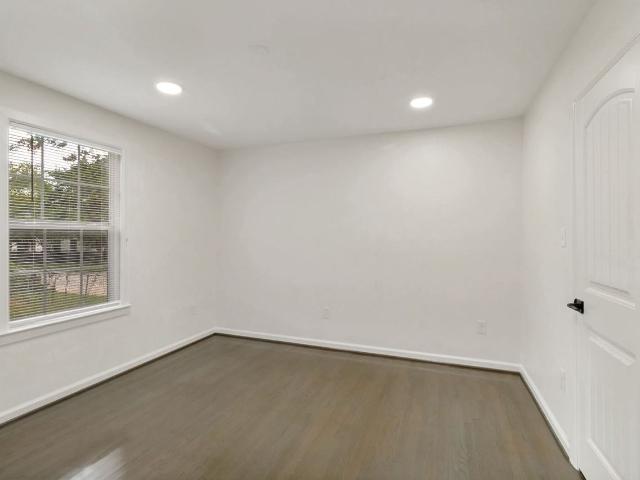 4 Bedroom Home for Rent at 6502 Howard Ave, Dallas, TX 75227