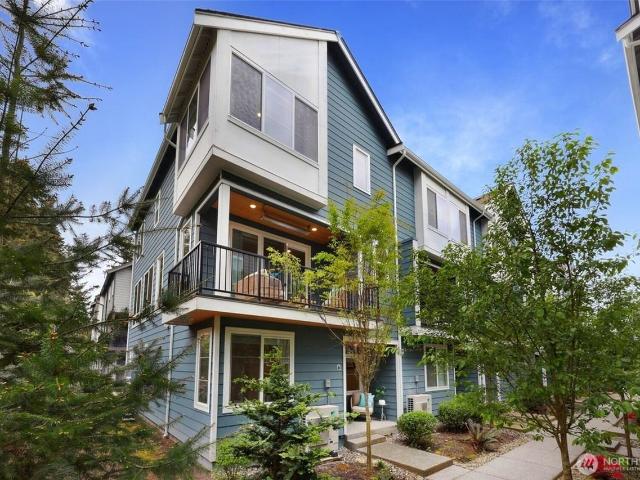 4 Bedroom Home for Rent at 6633 Ne 188th Ct #6, Kenmore, WA 98028 Northlake Terrace