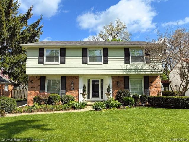 4 Bedroom Home for Rent at 669 Mohegan St, Birmingham, MI 48009