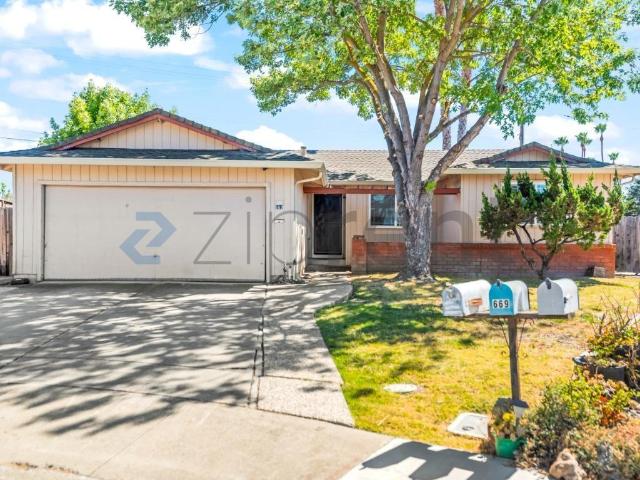 4 Bedroom Home for Rent at 669 Shirecrest Ct, San Jose, CA 95123 Blossom Valley