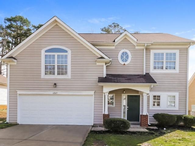 4 Bedroom Home for Rent at 6819 Alydar Ct, Charlotte, NC 28216 Mountain Island