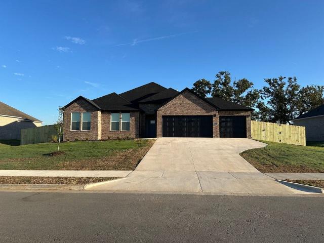 4 Bedroom Home for Rent at 7001 E Sugarloaf St, Siloam Springs, AR 72761