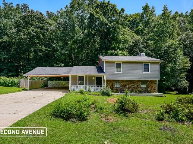4 Bedroom Home for Rent at 70 Burnt Hickory Ct, Stockbridge, GA 30281