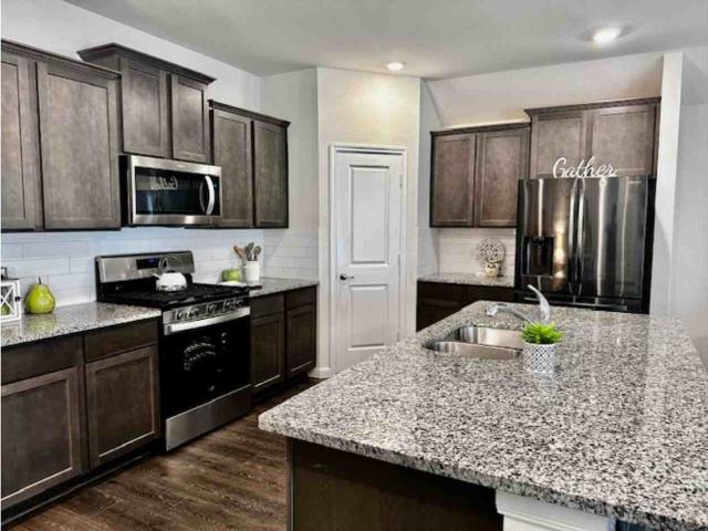 4 Bedroom Home for Rent at 711 Stampede Ln, Princeton, TX 75407
