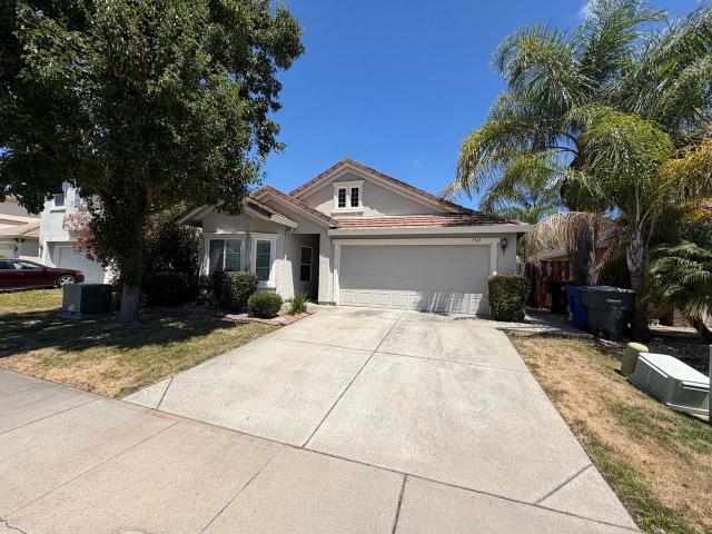4 Bedroom Home for Rent at 7565 Whitmore St, Sacramento, CA 95758 Valley Hi North Laguna