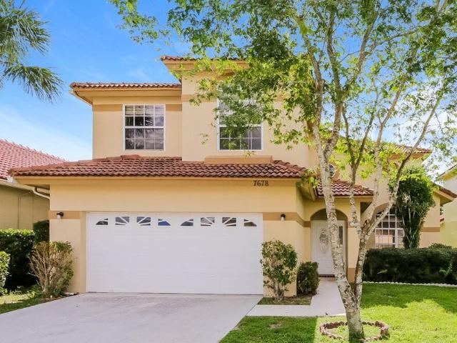4 Bedroom Home for Rent at 7678 Oakboro Dr, Miami, FL 33467 Lake Charleston
