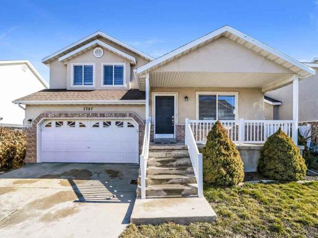 4 Bedroom Home for Rent at 7747 S Briar Dr, West Jordan, UT 84084