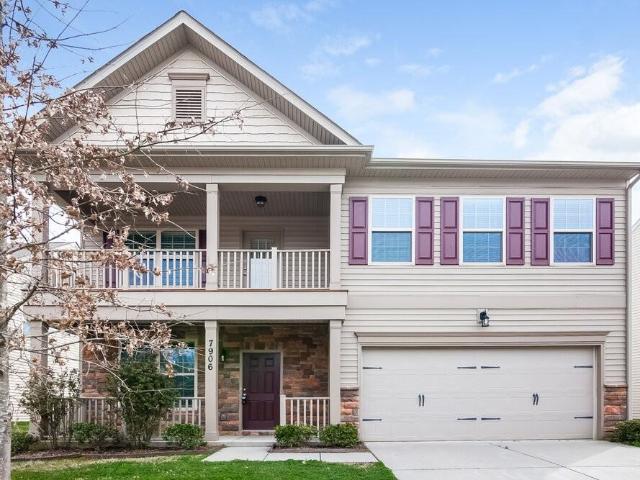 4 Bedroom Home for Rent at 7906 Sweet Grove Ct, Charlotte, NC 28269 Davis Lake Eastfield
