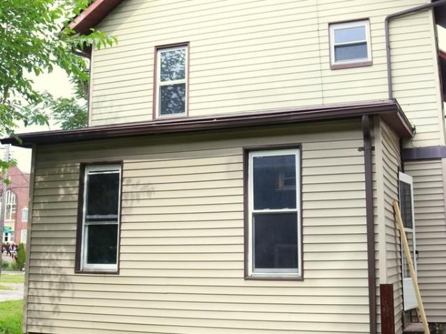 4 Bedroom Home for Rent at 796 Brown St, Akron, OH 44311 South Akron