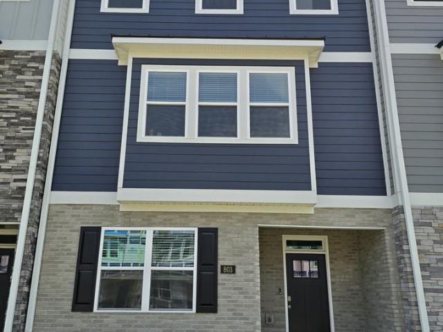 4 Bedroom Home for Rent at 803 Washington St #1, Fuquay Varina, NC 27526
