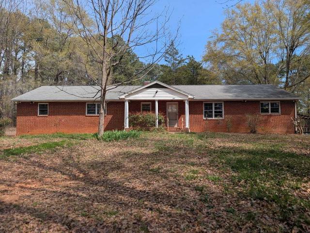 4 Bedroom Home for Rent at 805 Edgewood Rd, Bessemer City, NC 28016