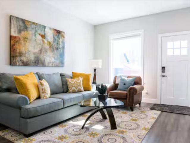 4 Bedroom Home for Rent at 814 W Arapahoe Ave, Salt Lake City, UT 84104 Poplar Grove