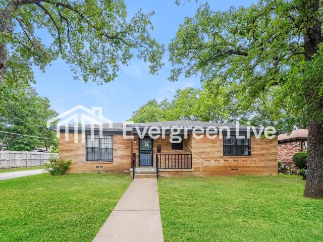 4 Bedroom Home for Rent at 823 Johnnie Row, Seagoville, TX 75159