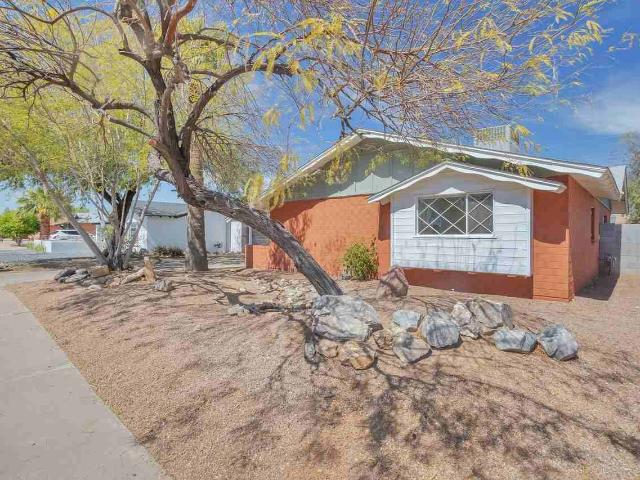 4 Bedroom Home for Rent at 8316 E Indian School Rd, Scottsdale, AZ 85251