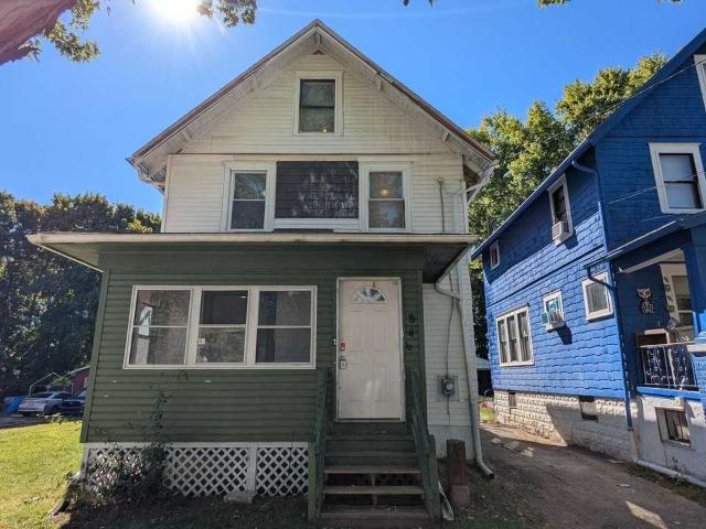 4 Bedroom Home for Rent at 848 Clark St, Akron, OH 44306 East Akron