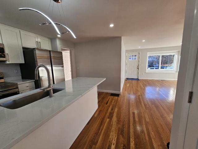4 Bedroom Home for Rent at 8 Sussex Ln, Worcester, MA 01602 West Tatnuck