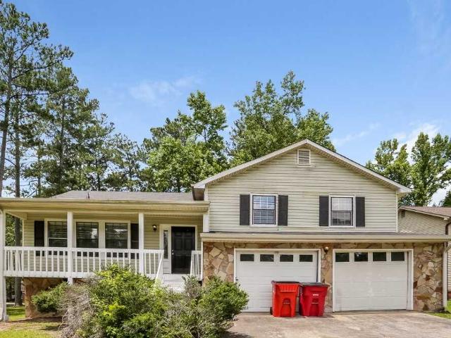 4 Bedroom Home for Rent at 900 Turtle Bend Ln, College Park, GA 30349
