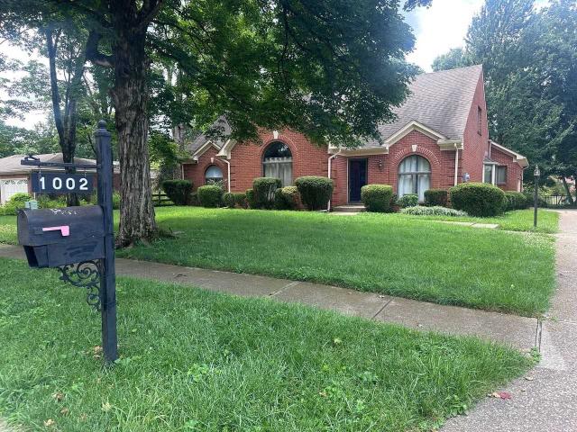 4 Bedroom Home for Rent at 1002 Juniper Springs Dr, Lyndon, KY 40242 Lyndon
