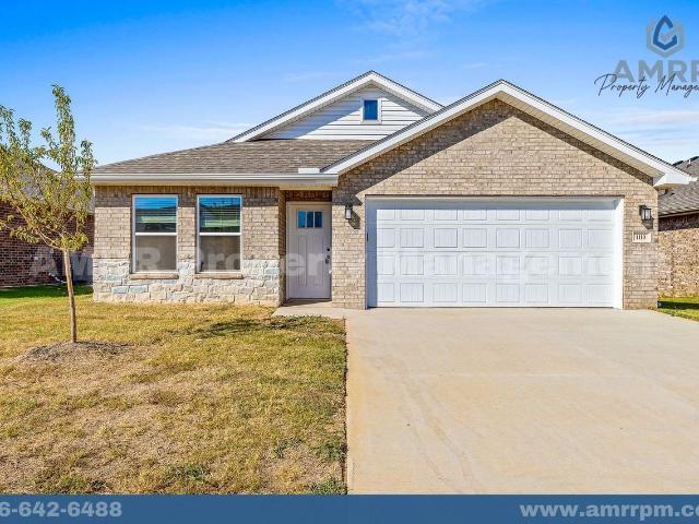 4 Bedroom Home for Rent at 1011 Sw 3rd Ave, Gentry, AR 72734
