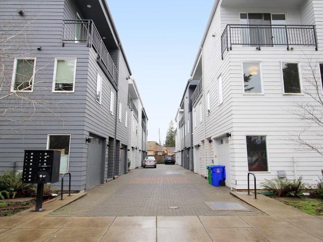 4 Bedroom Home for Rent at 1020 N Ainsworth St, Portland, OR 97217 Humboldt