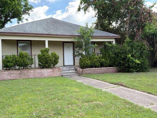 4 Bedroom Home for Rent at 102 N Avenue C, Freeport, TX 77541