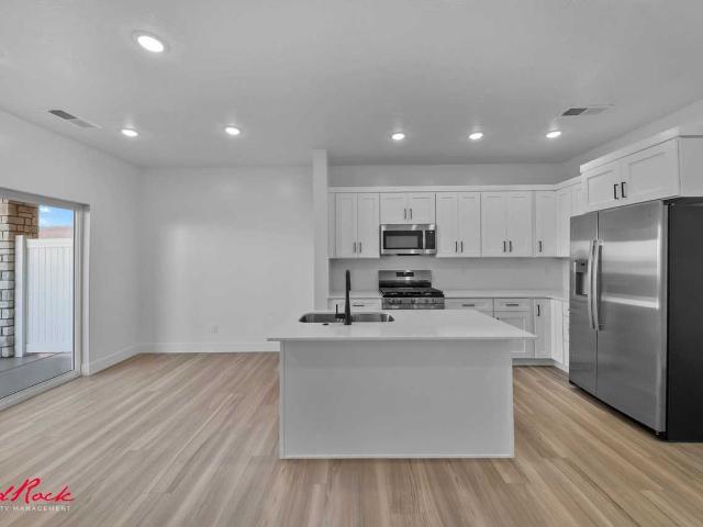 4 Bedroom Home for Rent at 1037 E Malibu Ln, Washington, UT 84780
